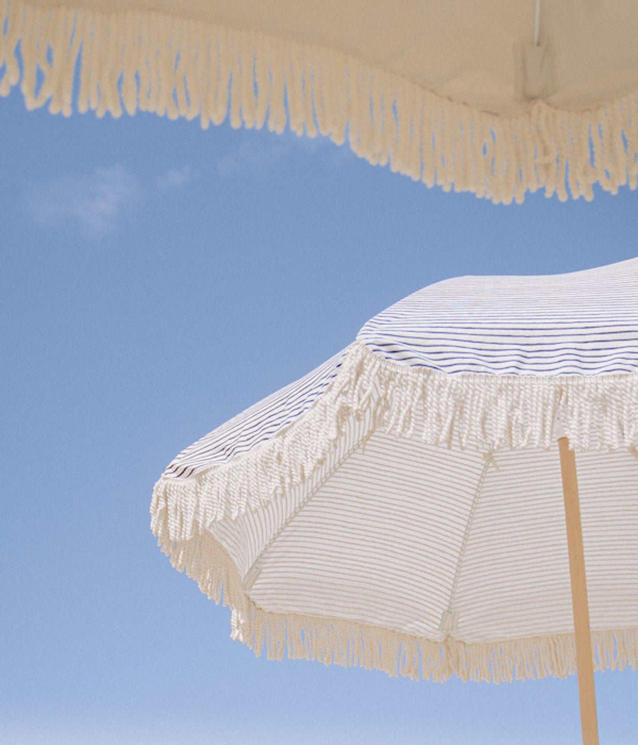 Natural Instinct Beach Umbrella w/ UPF50+ Protection | Sunday Supply Co.